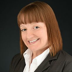 Violet headshot - The Loken Group - Your Houston Real Estate Solution